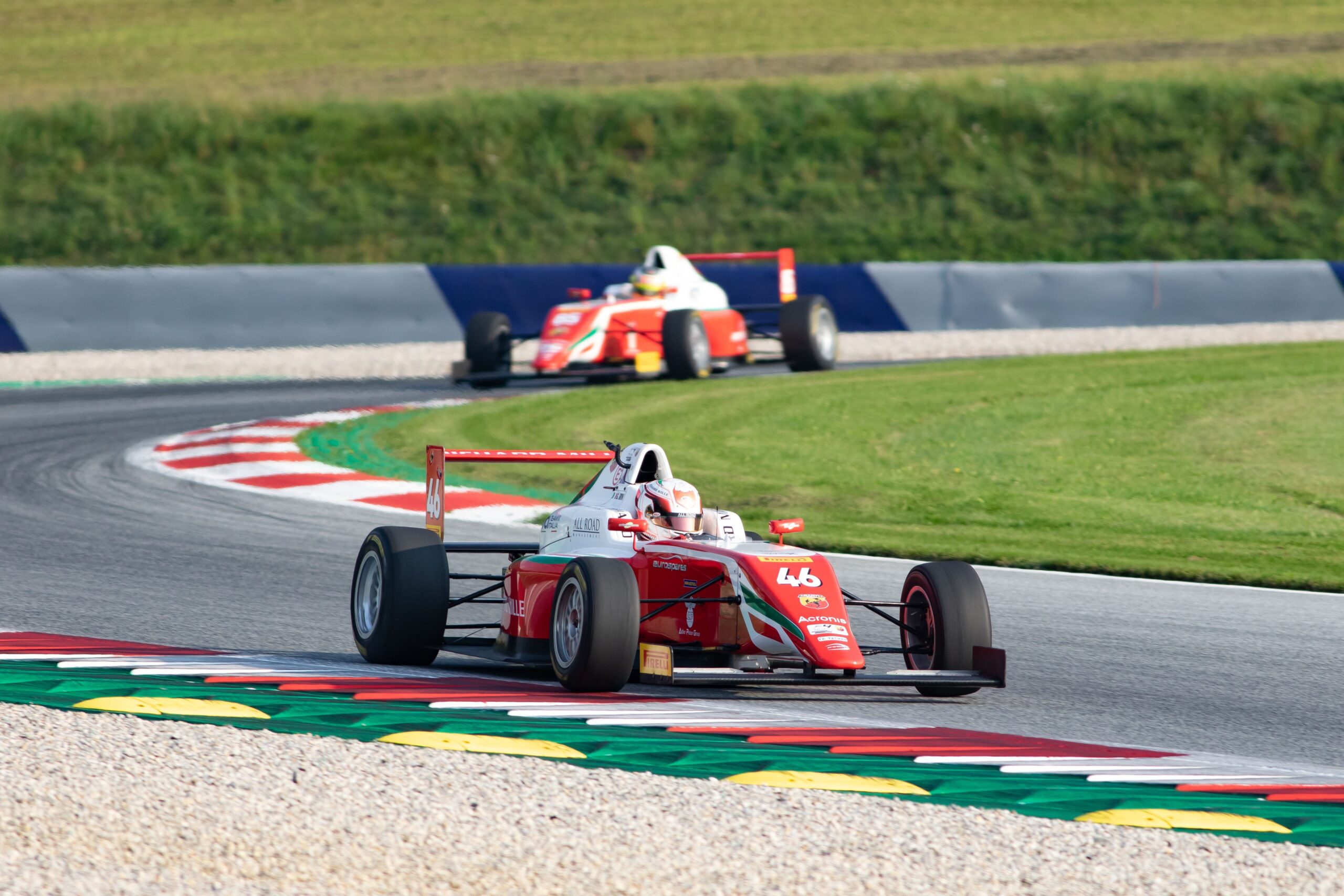 Minì conclude il fine settimana F4 in Austria con una vittoria ...