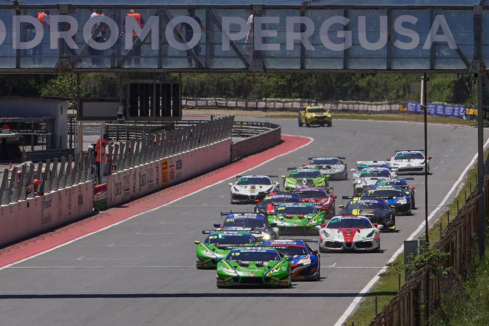 A Pergusa i siciliani si fanno in cinque nel Campionato Italiano GT ...