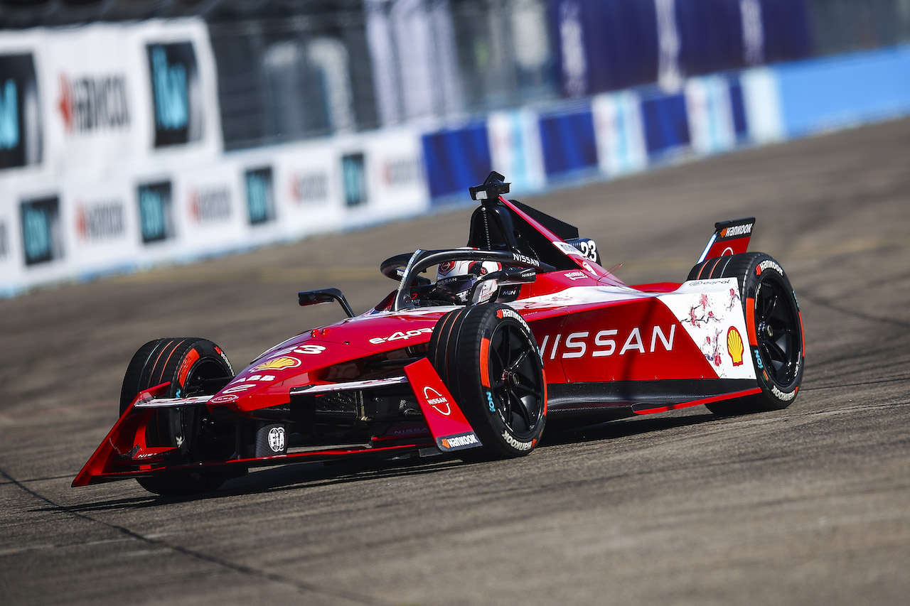 Minì, nell'angusto cittadino di Jeddah il secondo approccio con la ...